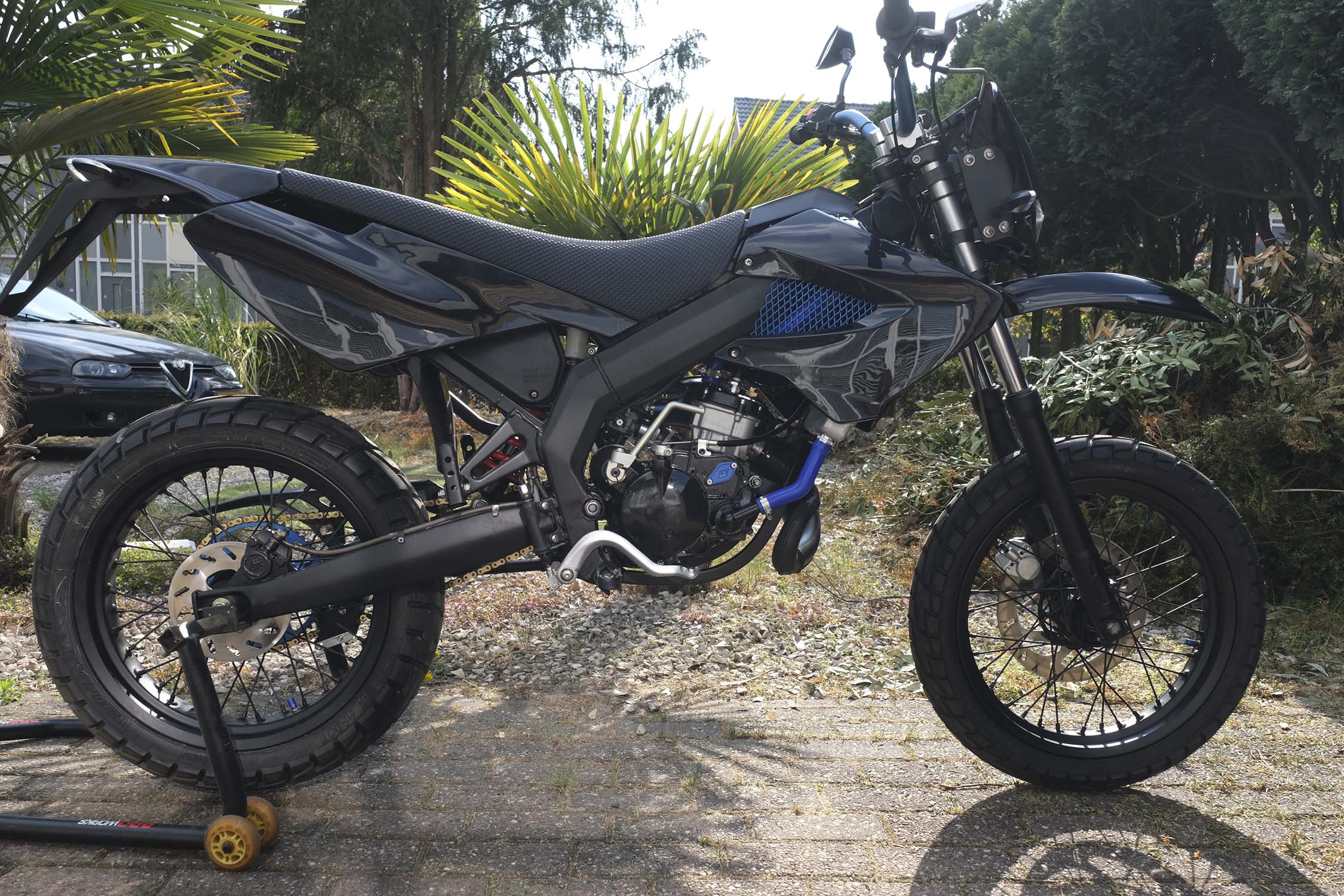 Onze brommers | EZrider.nl - Derbi Senda DRD Racing